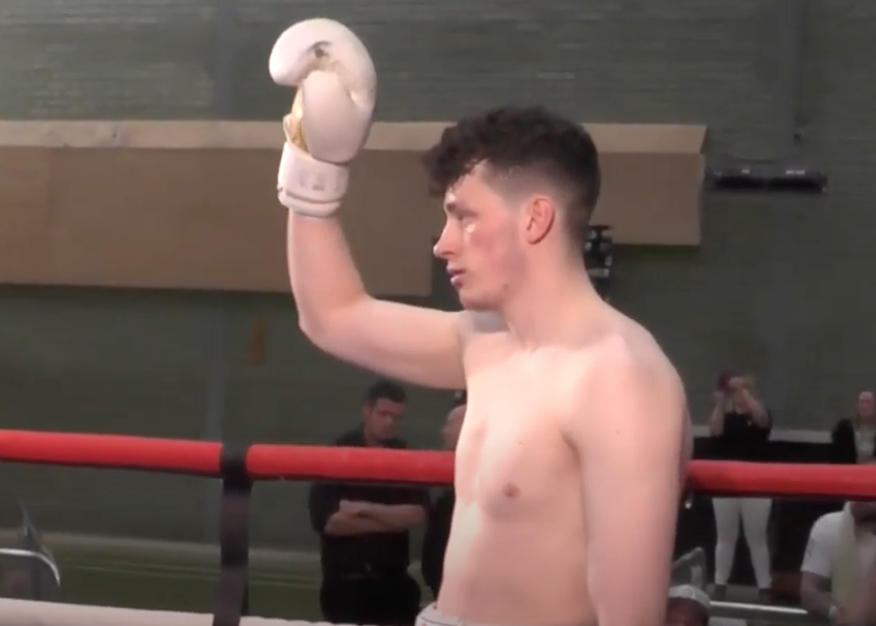 Sam Leach – UKWCB UK White Collar Boxing